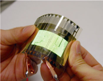 CTIMES- 軟性顯示器發展概況 :Flexible Display,Roll to Roll,ChLC,OTFT,ITRI,LCD,LED ...